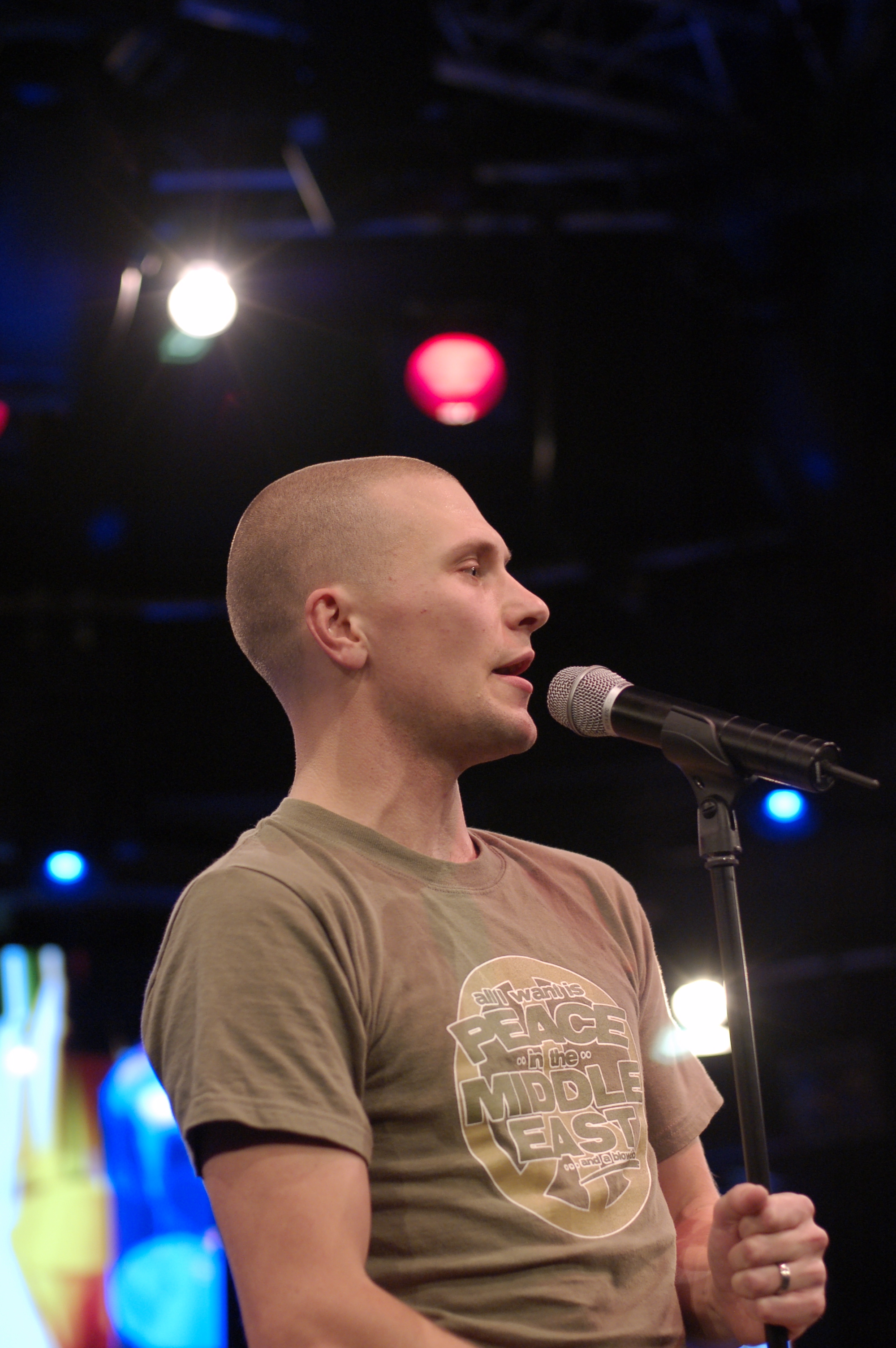 Magnus Betnér gör radio