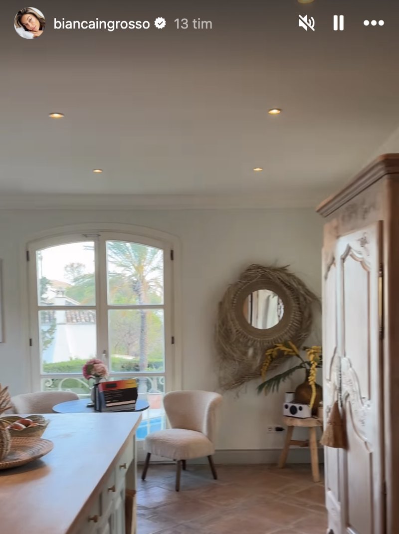 Bianca Ingrosso visar upp lyxiga huset i Marbella