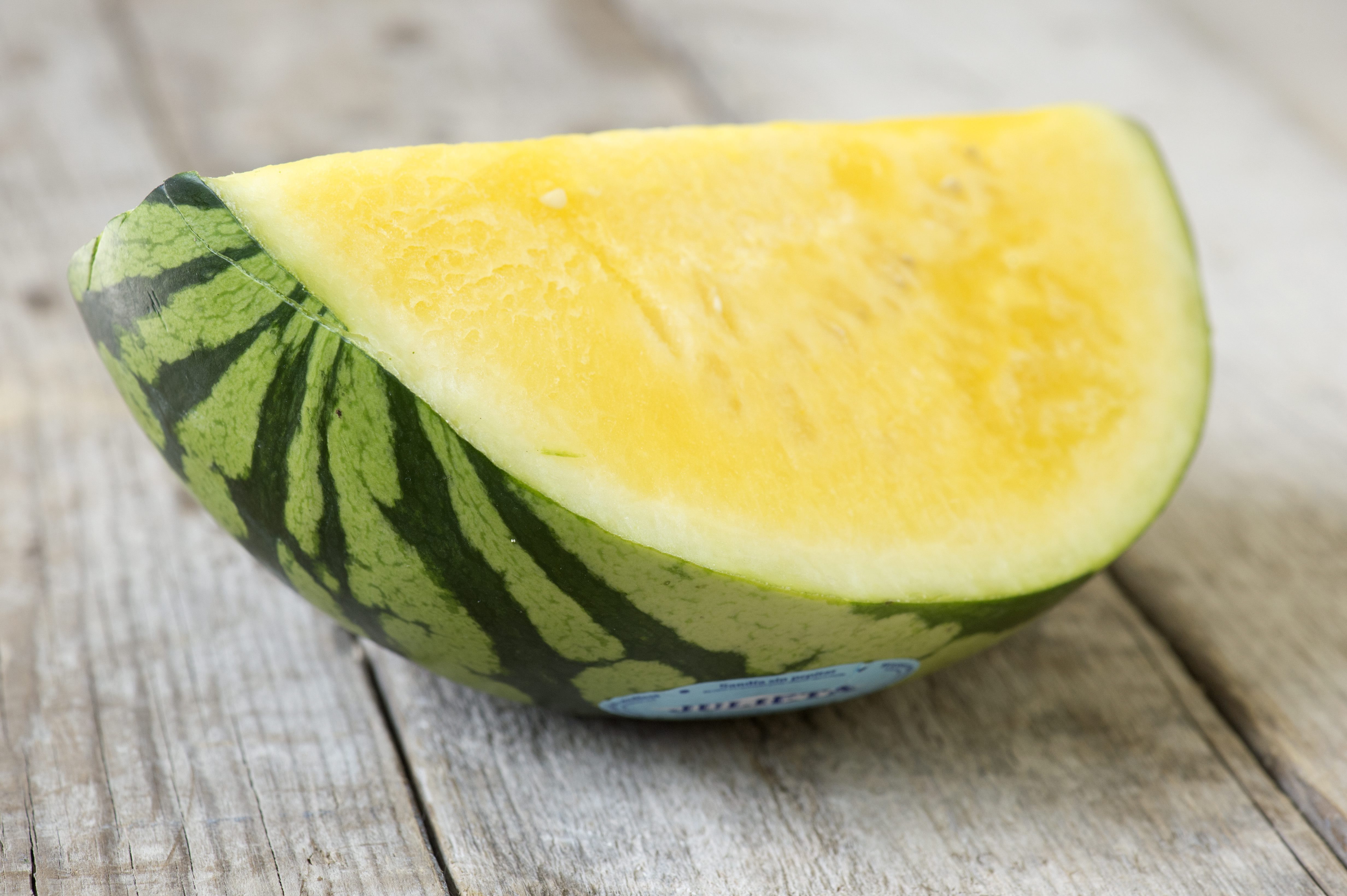 Här är sommarfrukten du INTE ska äta om du har känslig mage: "Som en bomb"