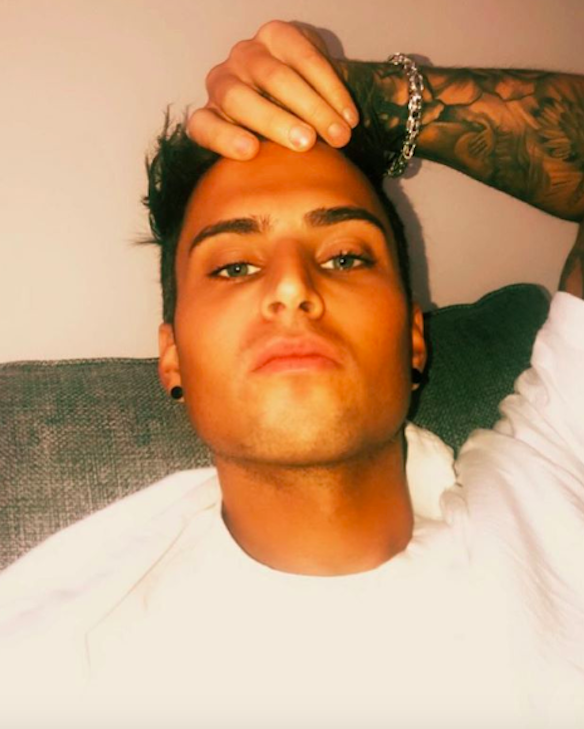 Tittarnas chock efter bilden på nya snygg-bonden: "Är det Samir Badran?"