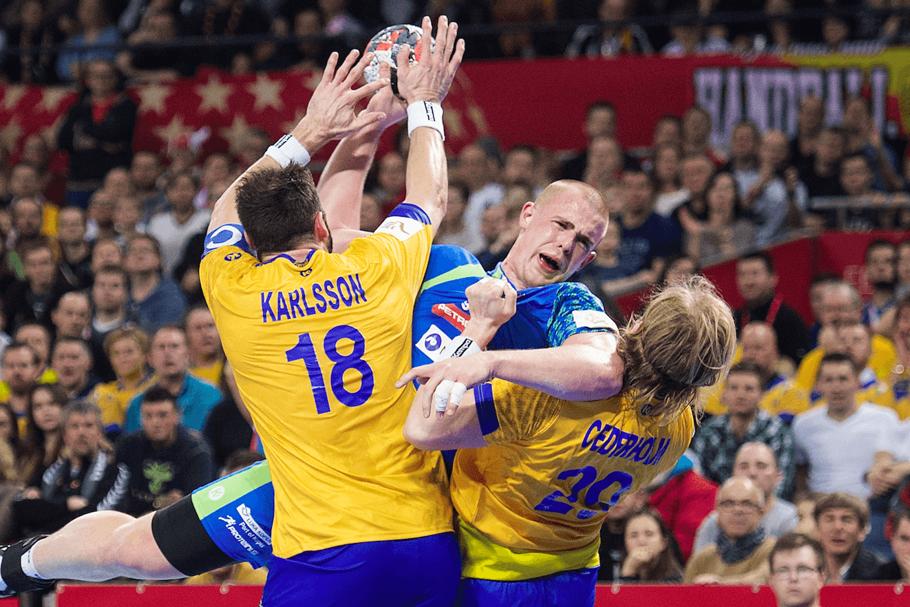 11 bilder som visar att handboll är världens hårdaste sport