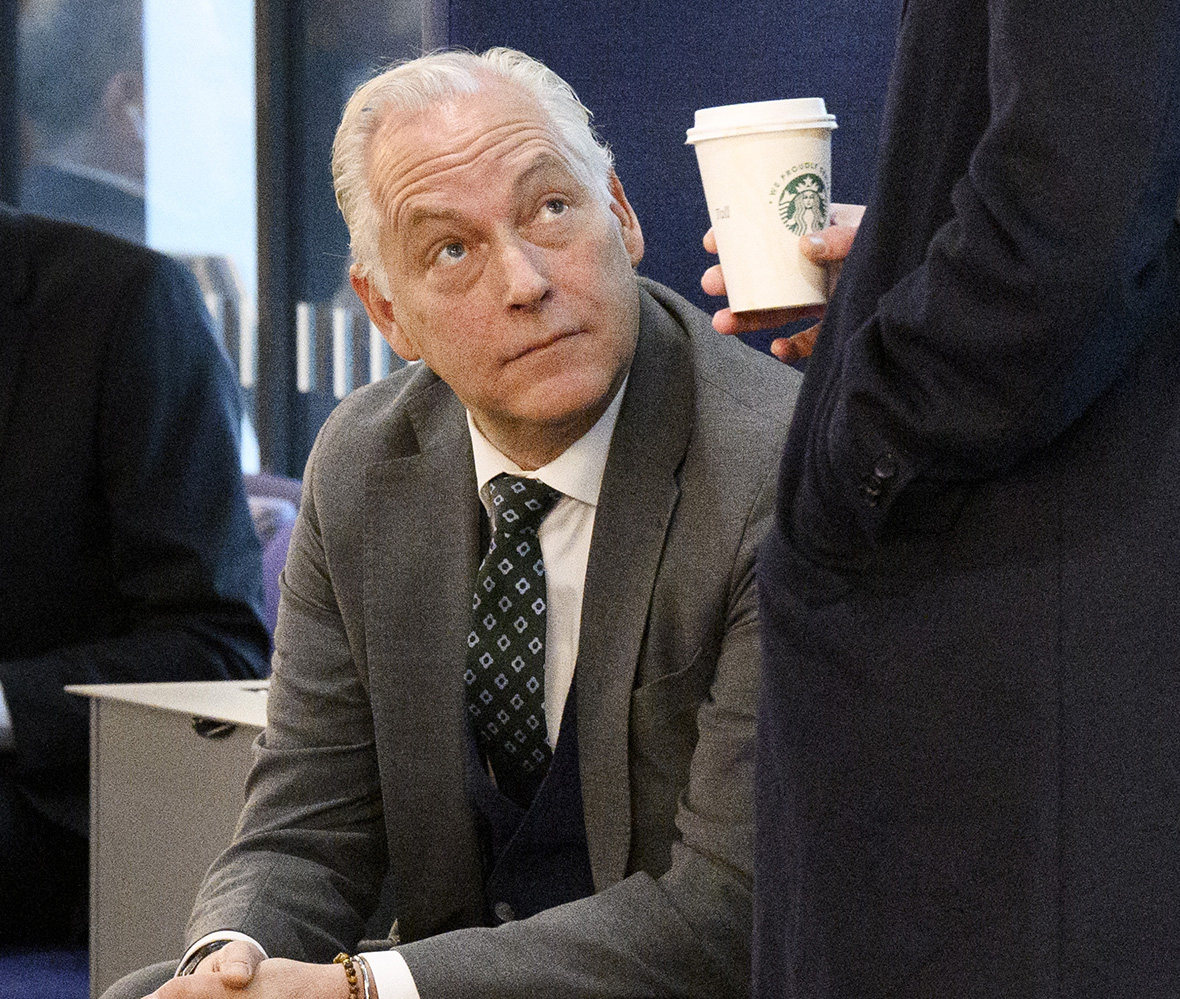 Anders "Arga Snickaren" Öfvergårds drag i rättegången – tagit in ...