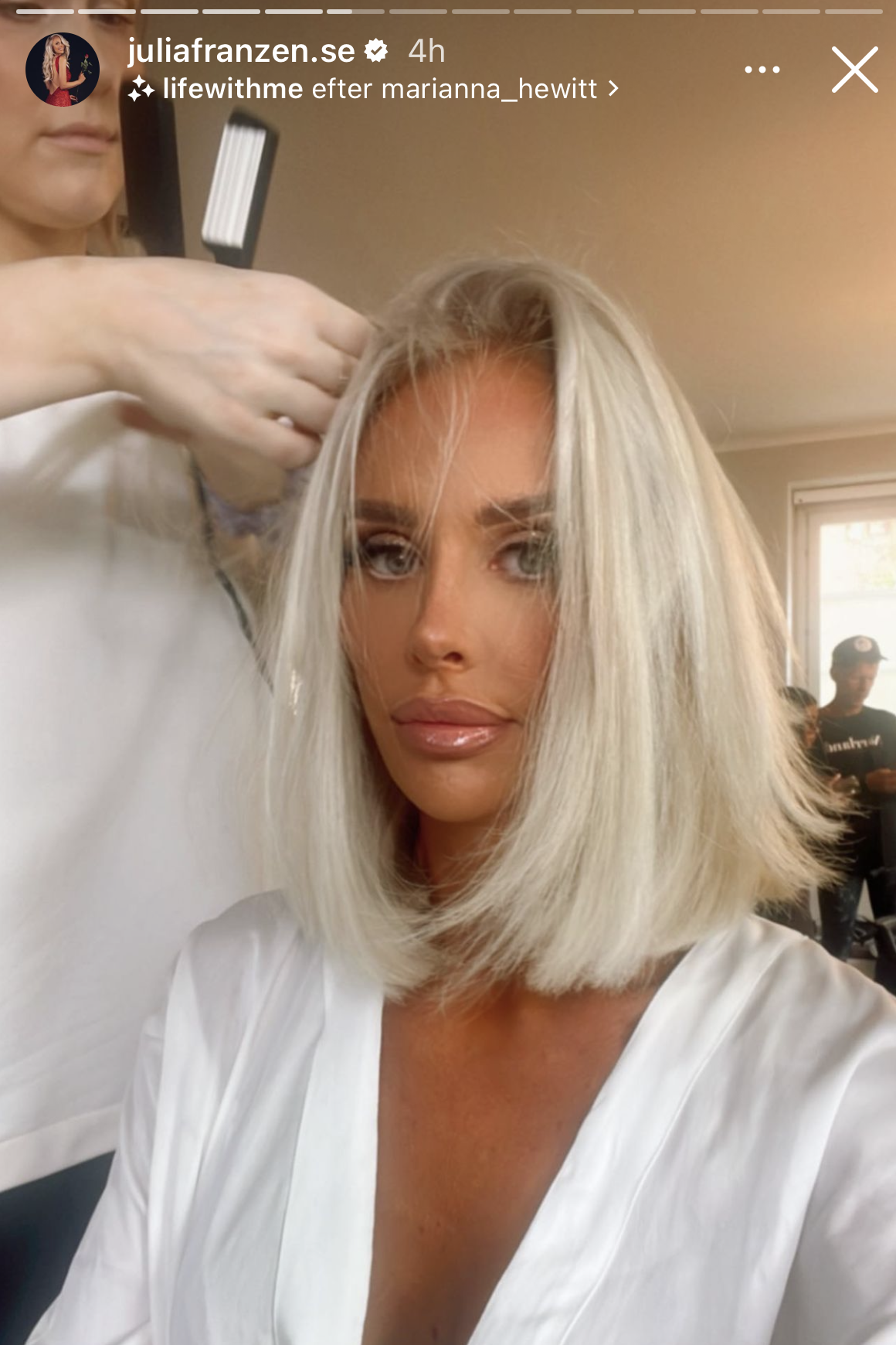 Julia Franzén har haft samma frisyr i 18 år – nu har hon klippt sig