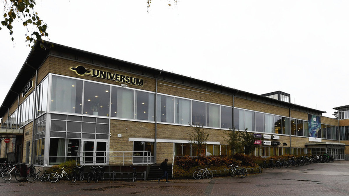 Polis ingrep mot demonstranter vid universitet
