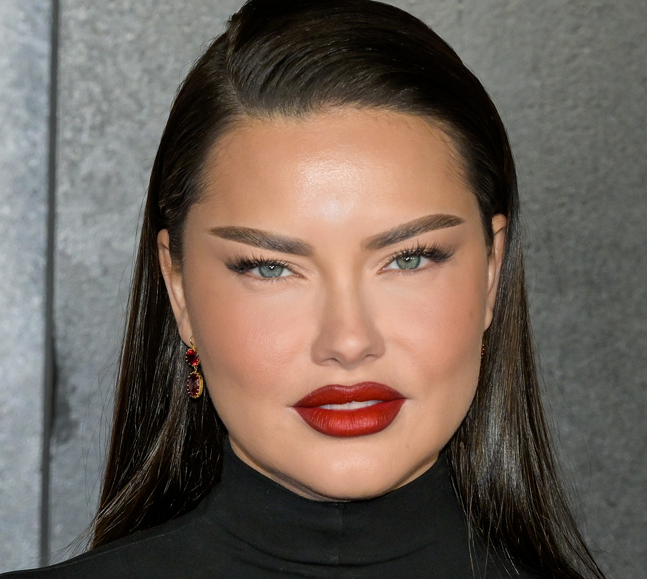 Nya bilderna på supermodellen Adriana Lima chockar världen: "Förstört ...