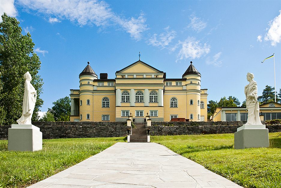 Bildspel: Fem svenska slott som är till salu