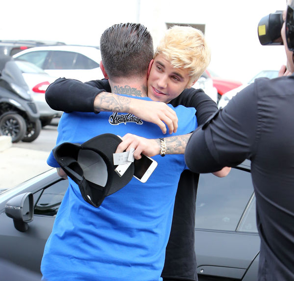 90-talet ringde och ville ha tillbaka sin frisyr – se Justins nya hår