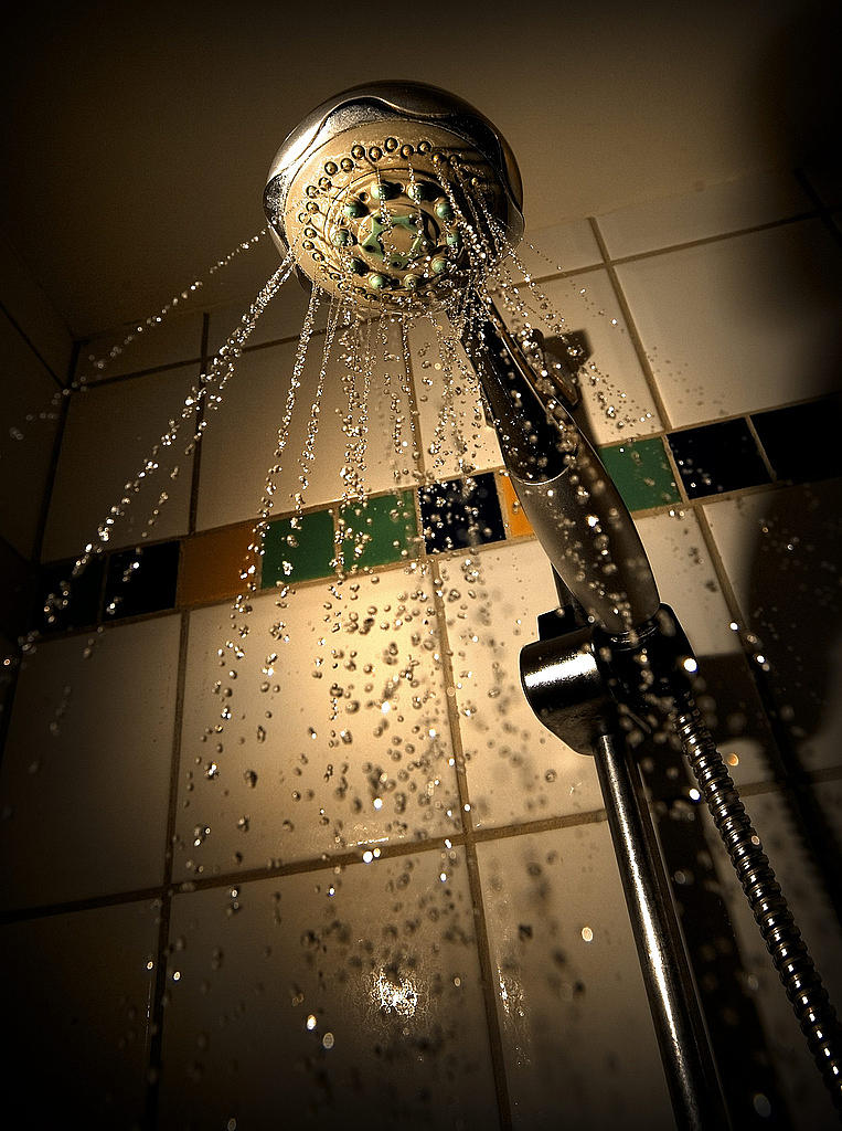 Därför ska du duscha på kvällen – och den här tidpunkten är bäst