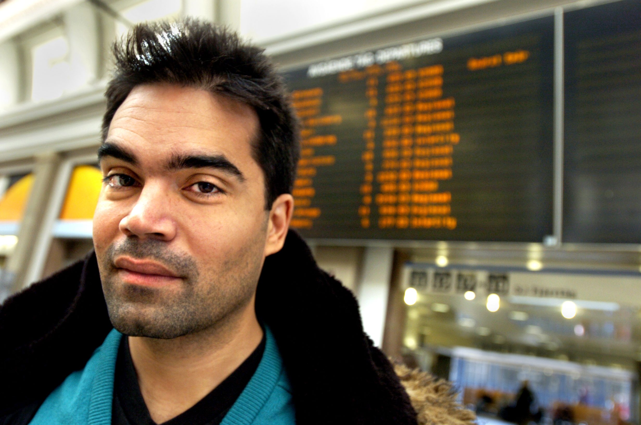 Allt om David Batra – karriären, frun och politiken