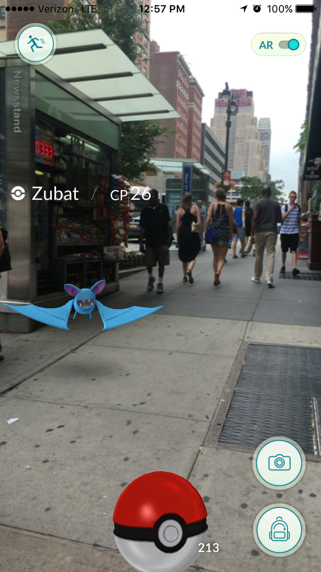 Jesper har startat Pokémon-taxi – kör runt till de bästa platserna