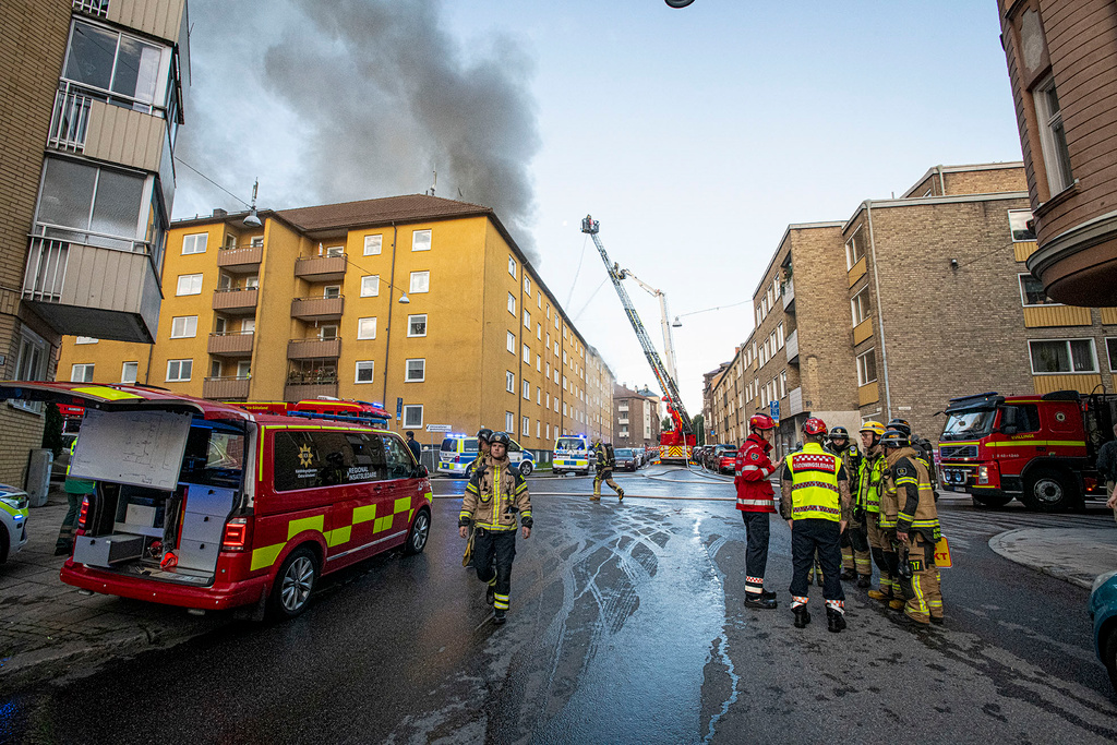 Branden under kontroll: "Har evakuerat 150 personer"