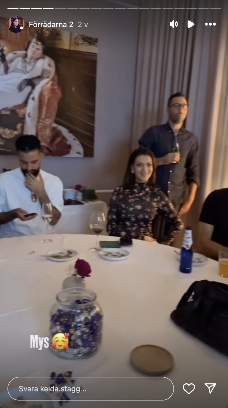 Kelda Stagg avslöjar: Det får tittarna inte se i Förrädarna