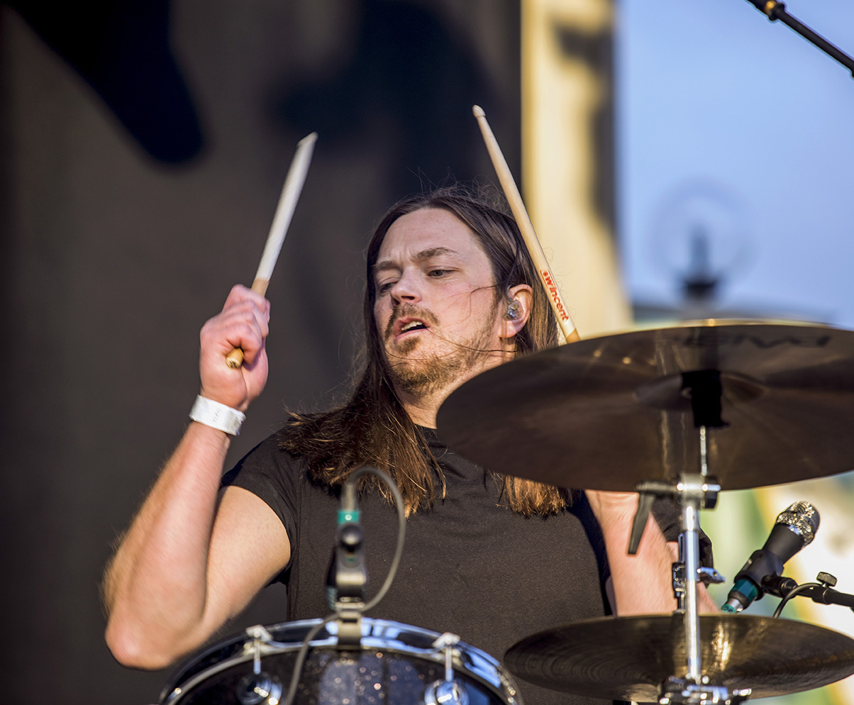 Allt om Oskar "Ossi" Bonde i Johnossi: Frun, pengarna och är han greve?